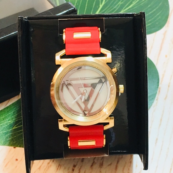 Marvel | Accessories | Last New Marvel Iron Man Arc Reactor Watch ...